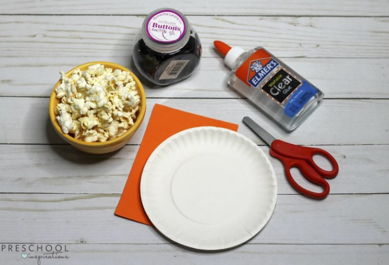 Paper Plate Snowman Craft with a Popcorn Twist - Preschool Inspirations